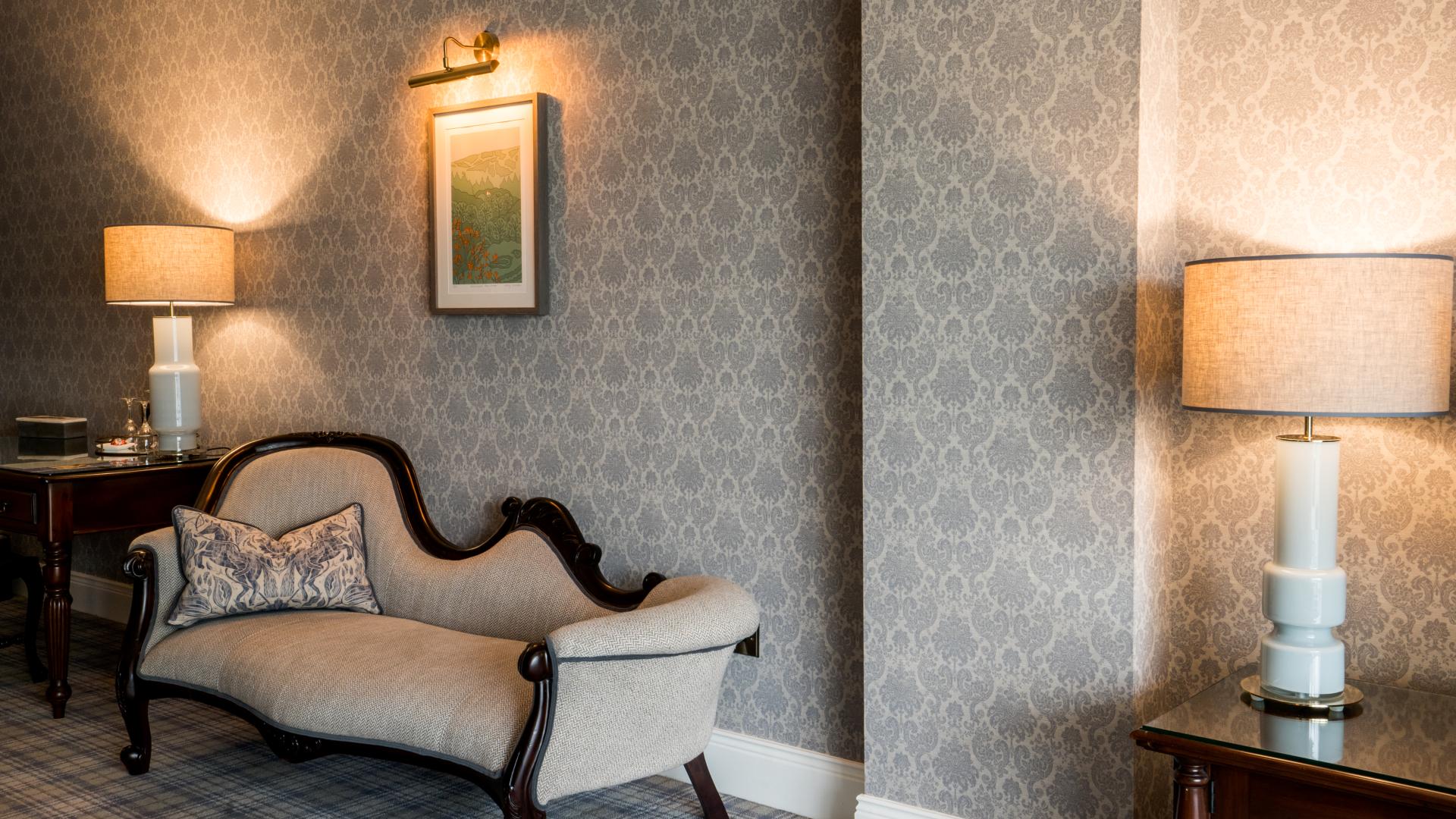 HARVEY’S POINT HOTEL – Hicken Lighting